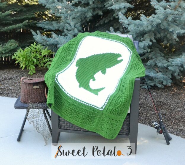 Fish On Blanket - Crochet Pattern - Sweet Potato 3