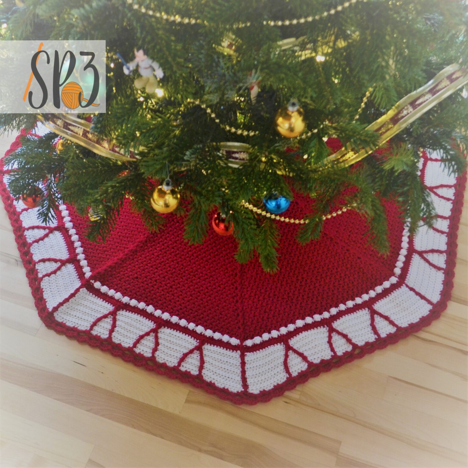 O' Christmas Tree Skirt Crochet Pattern - Sweet Potato 3