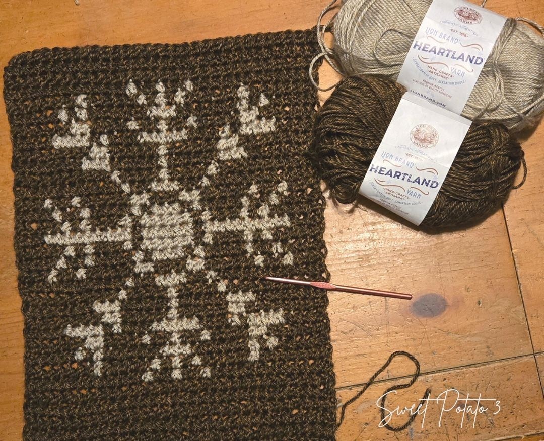 Winter Snowflake Crochet Table Runner Pattern - Sweet Potato 3